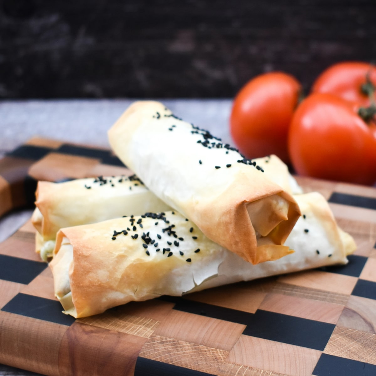 Vegan Pizza Twists made with Puff Pastry - The Vegan Lunchbox
