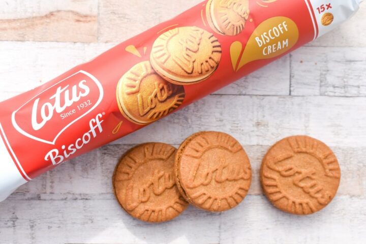 Scottish Biscoff Tiffin (vegan) - theveganlunchbox.co.uk